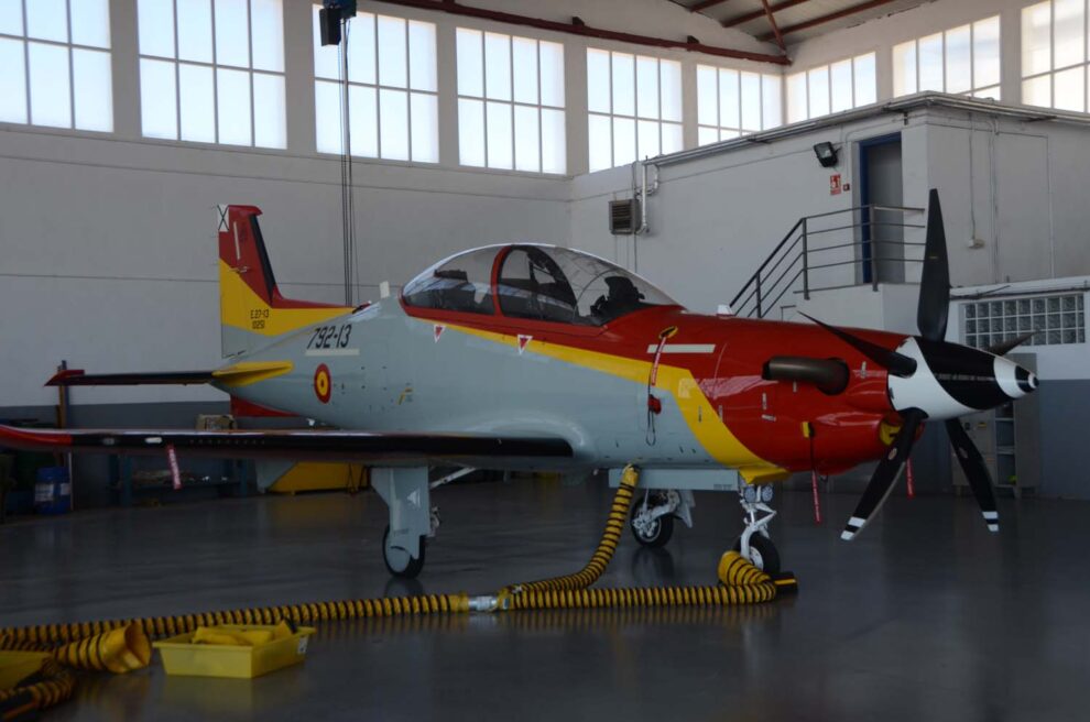 AGA: Todo listo para el Pilatus PC-21 - Fly News