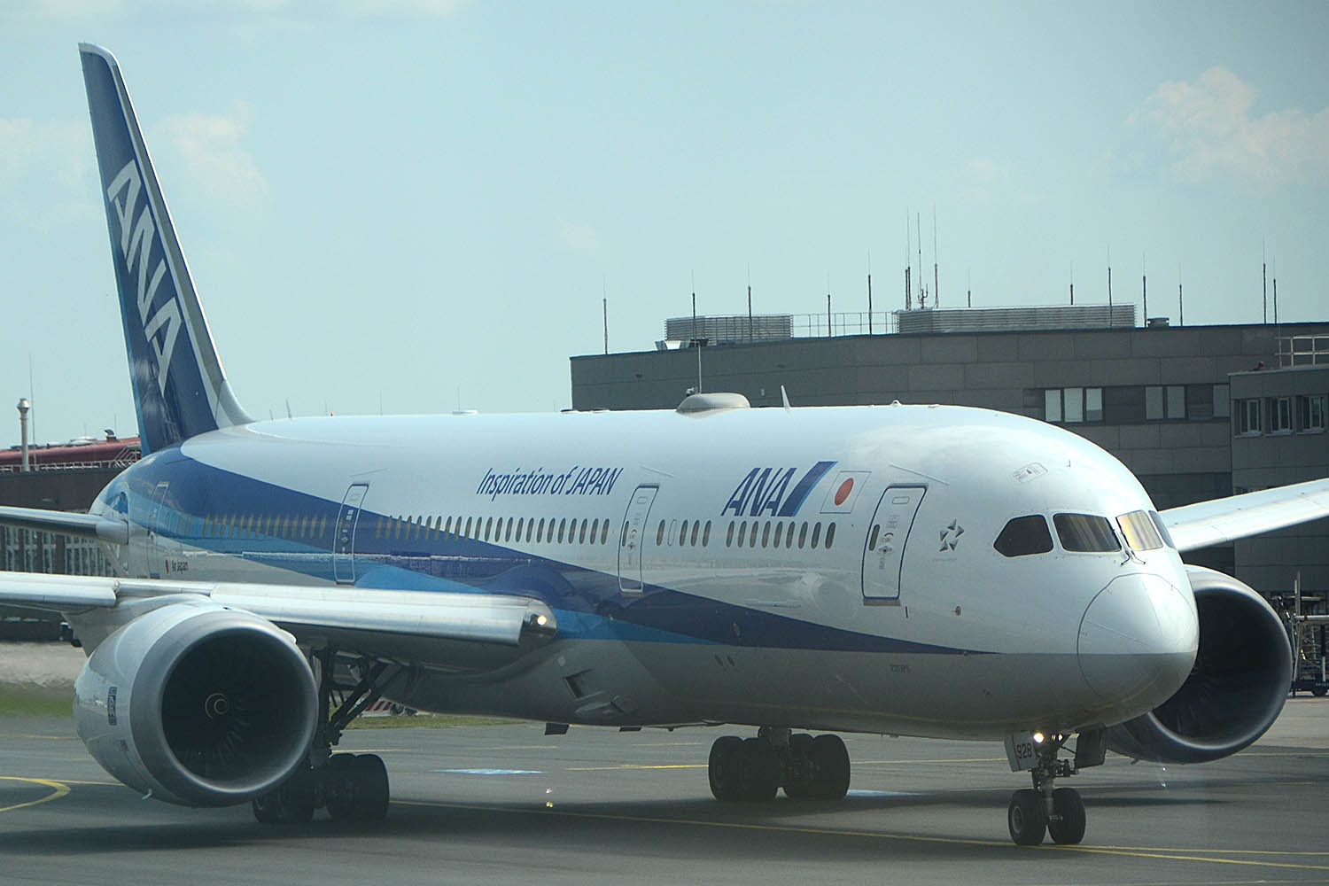 ANA compra 77 aviones a Airbus, Boeing y Embraer - Fly News