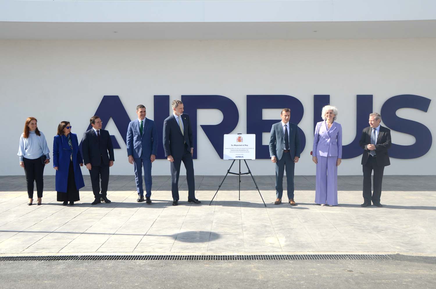 Felipe VI inaugura las instalaciones de Airbus Espacio en Getafe - Fly News