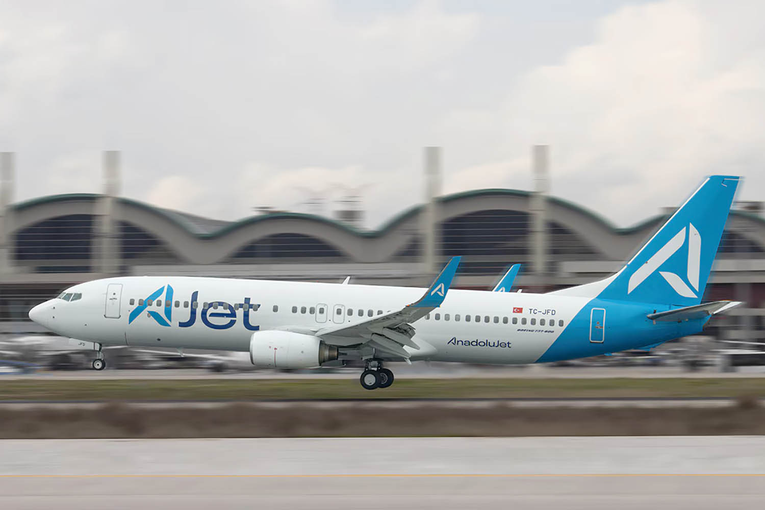 Ajet crece en España - Fly News
