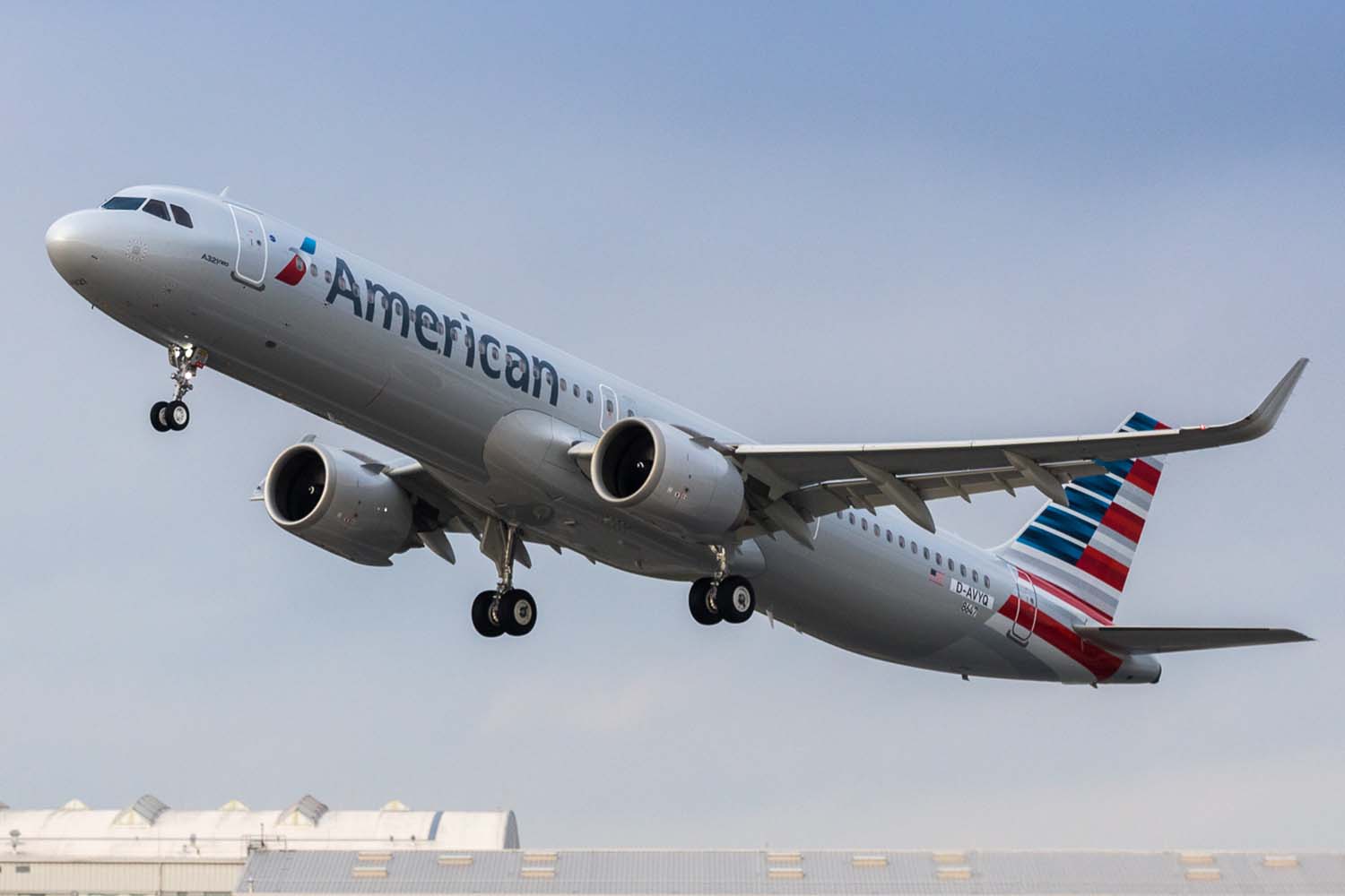 American Airlines compra 260 aviones a Airbus, Boeing y Embraer - Fly News