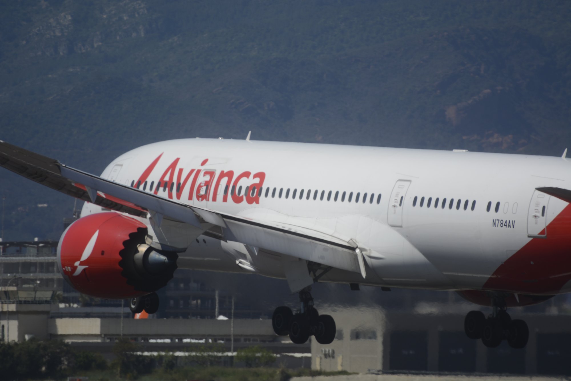 La FAA restringe a ETOPS 140 al Boeing 787 - Fly News