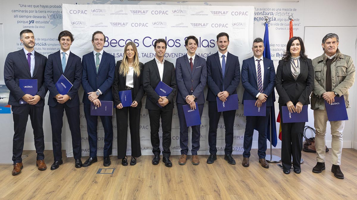 Convocadas las IV Becas Carlos Salas - Fly News