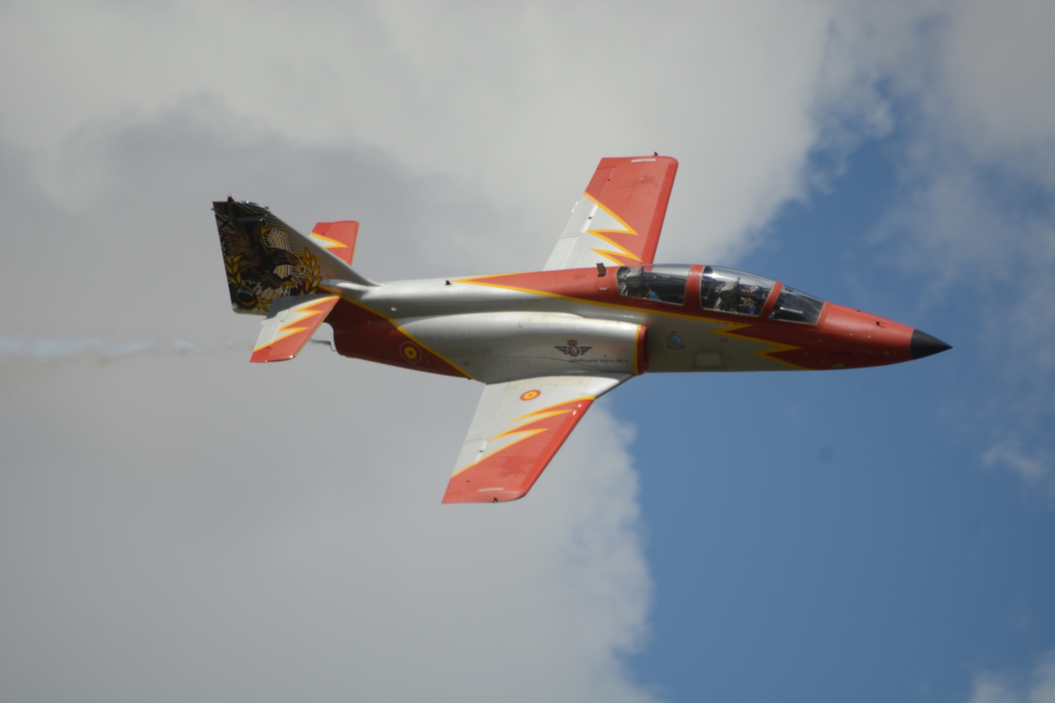 En marcha la compra del sustituto del CASA C-101 - Fly News