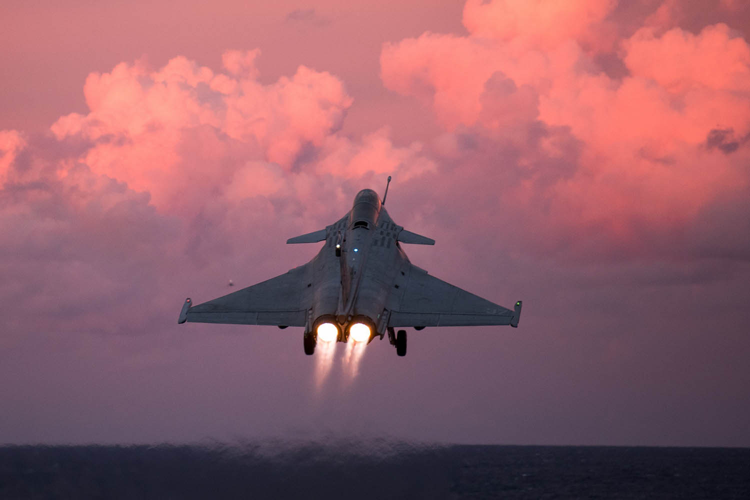 India compra el Dassault Rafale embarcado - Fly News