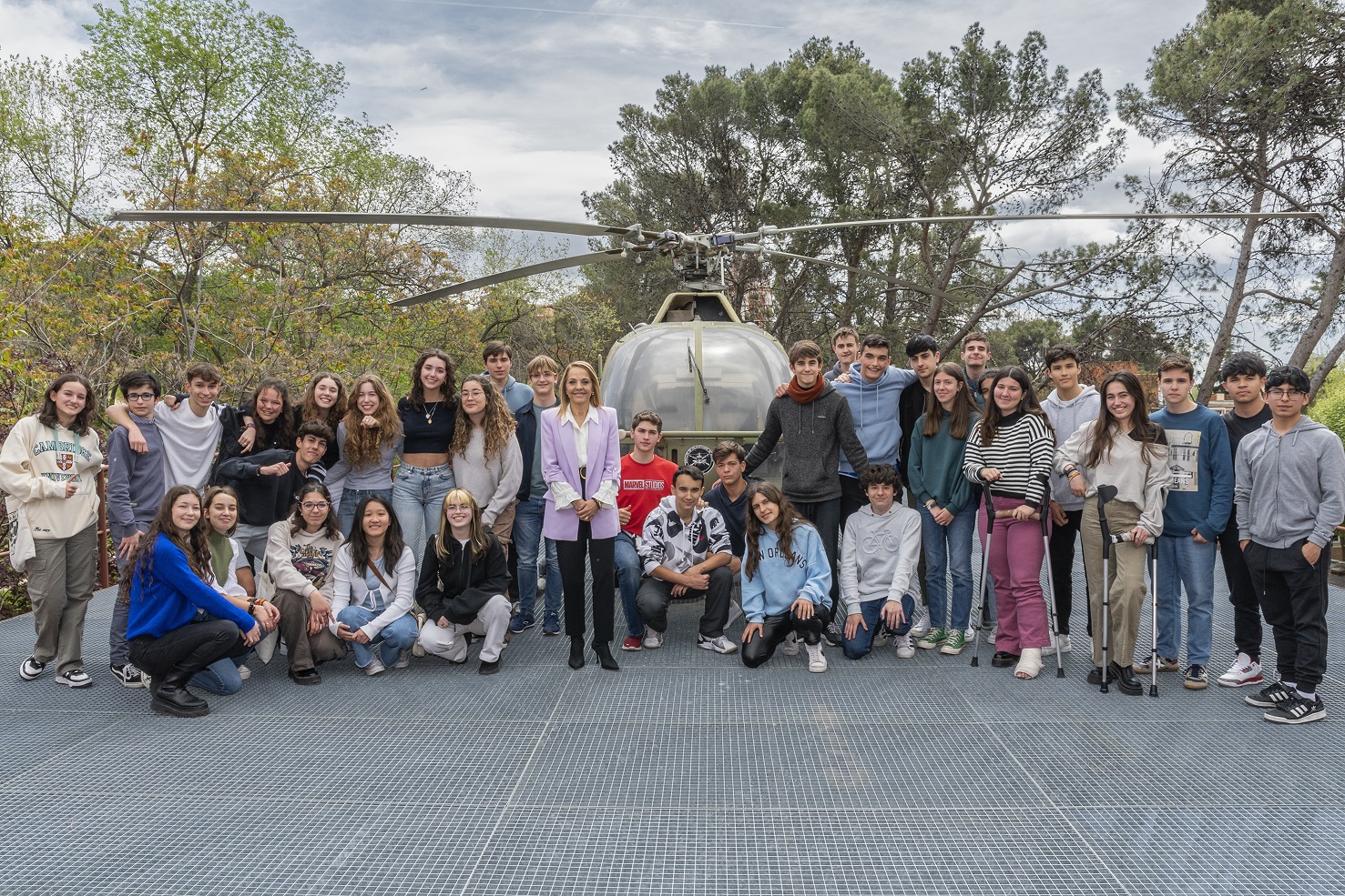 Estudiantes de 4º ESO+Empresa conocen la ingeniería aeroespacial en ETSIAE