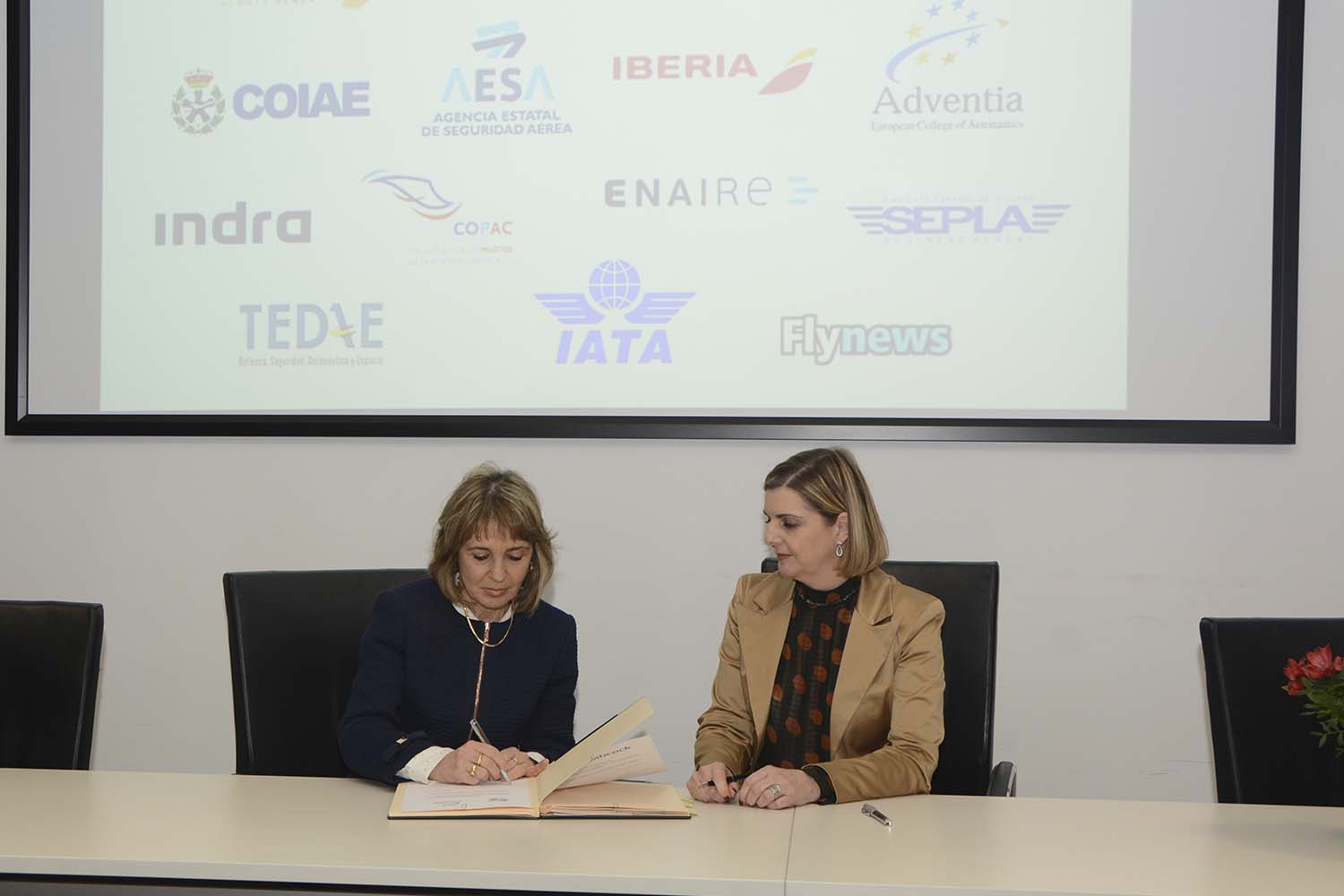 Adventia con Ellas Vuelan Alto - Fly News Adventia con Ellas Vuelan Alto - Fly News