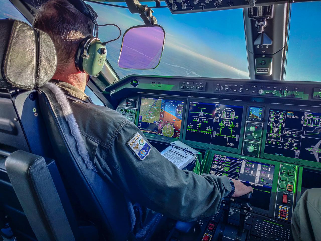 La Fuerza Aérea de Brasil recibe su tercer C-390 - Fly News