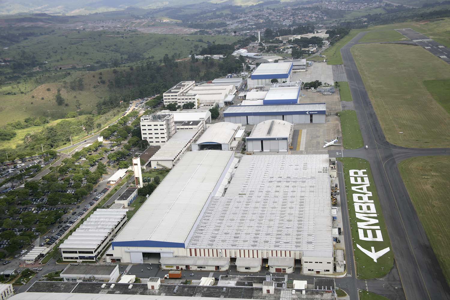 Embraer pierde 607 millones de dólares en los primeros seis meses de ...