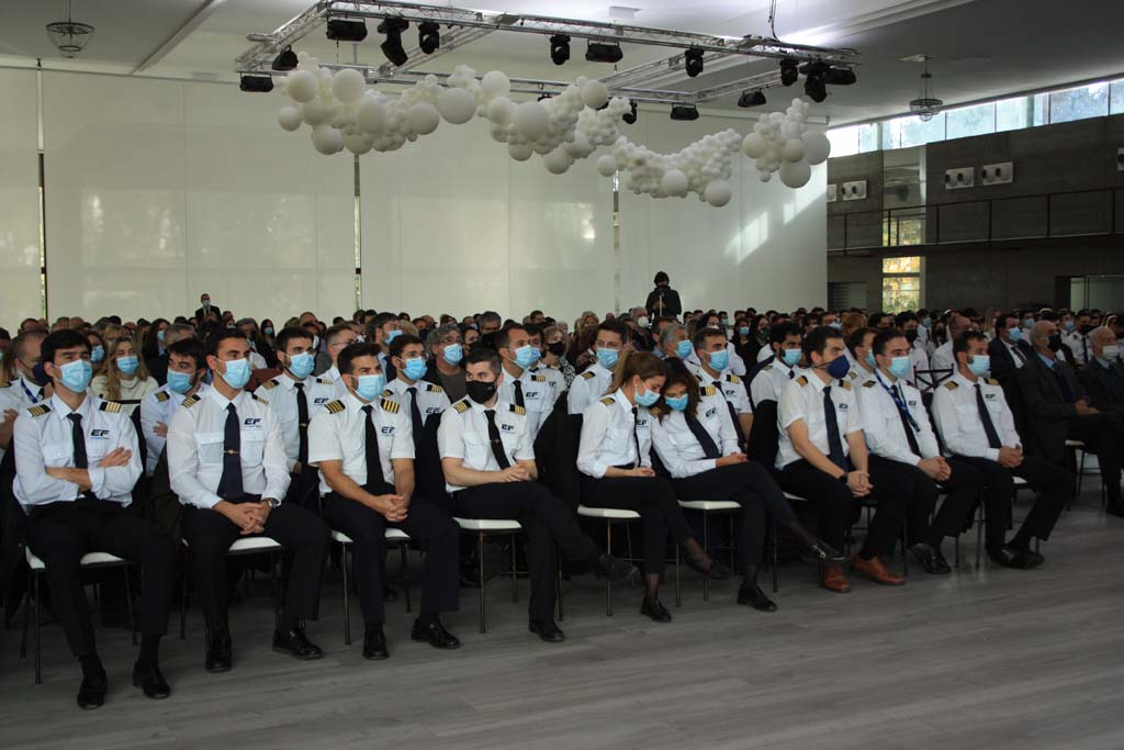 European Flyers celebra su 30 aniversario y la entrega de alas a sus ...