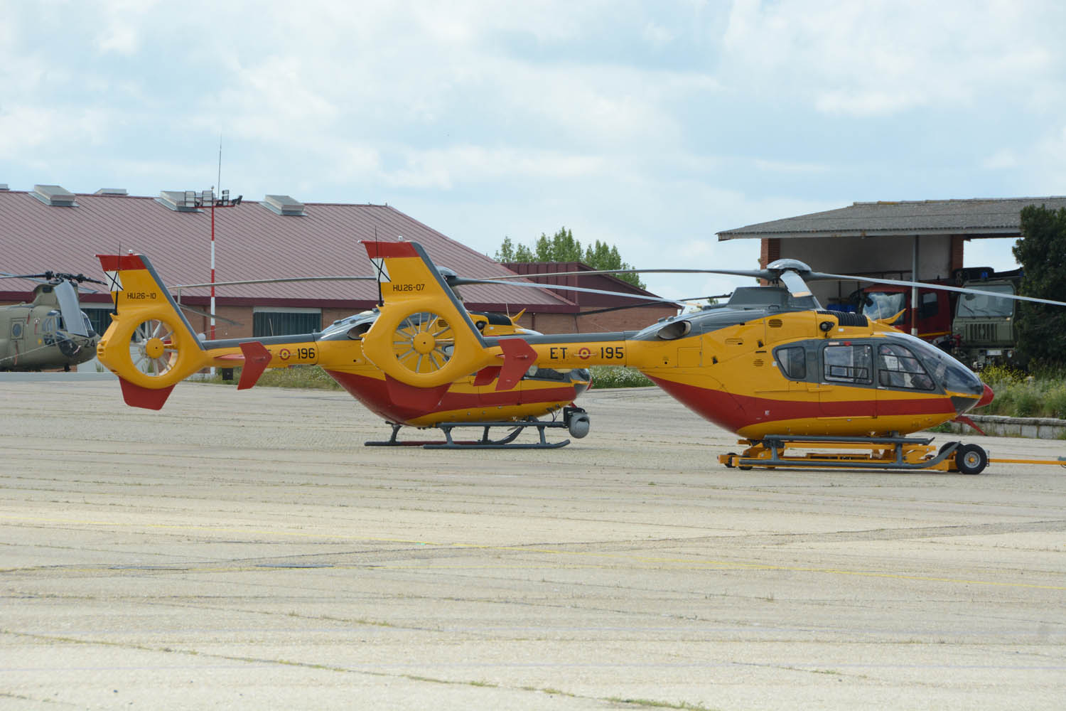 50 helicópteros para FAMET y mucho más - Fly News