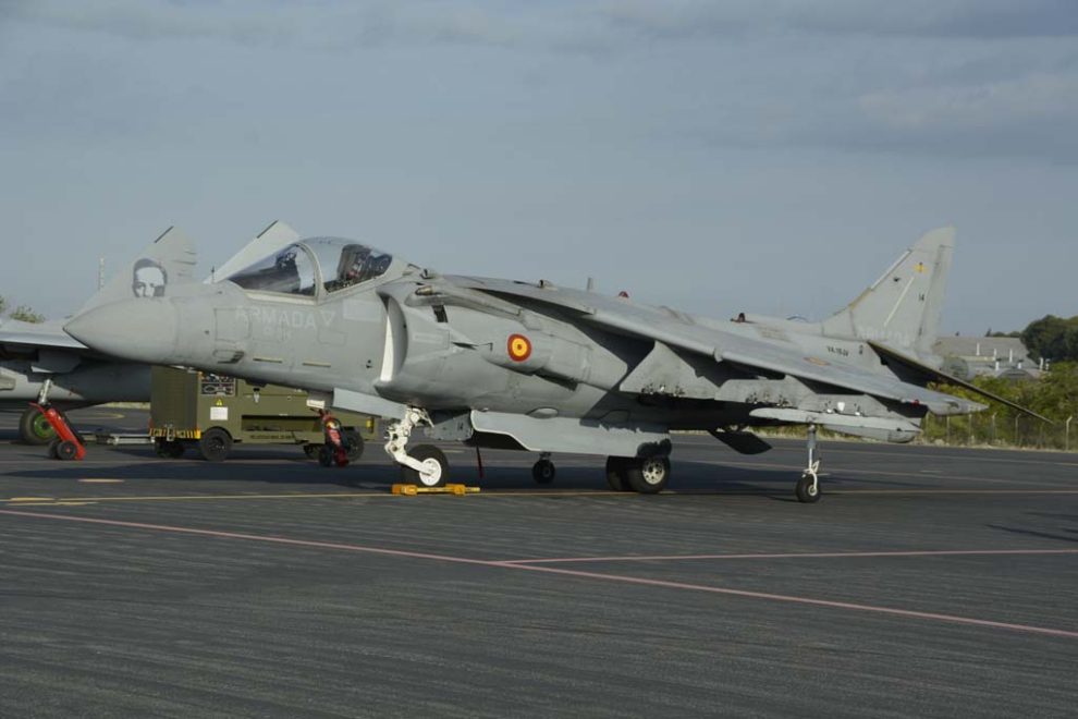 McDonnell Douglas AV-8B Harrier - Fly News