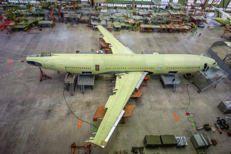 Ilyushin avanza con el primer Il-96-400M - Fly News