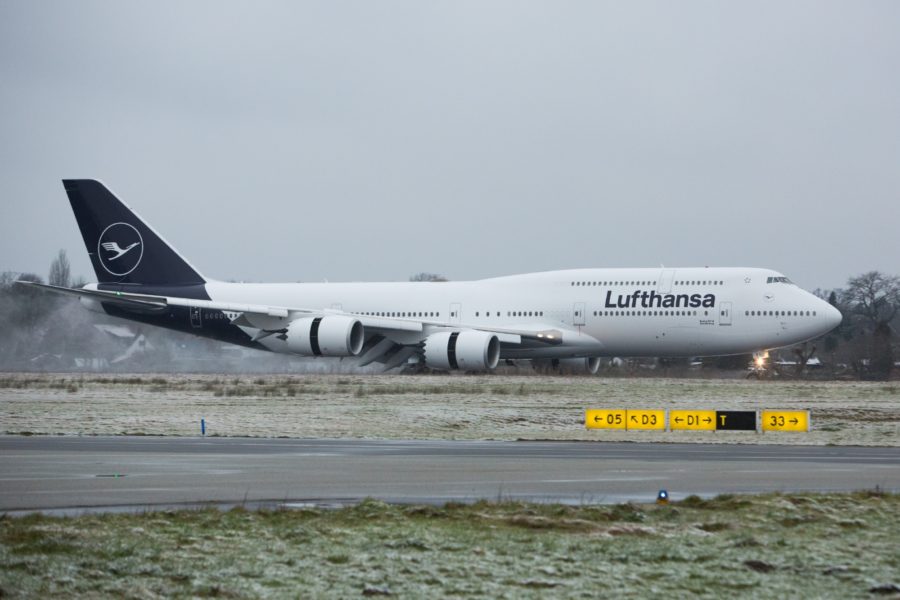 Lufthansa vuelve a cambiar su imagen - Fly News