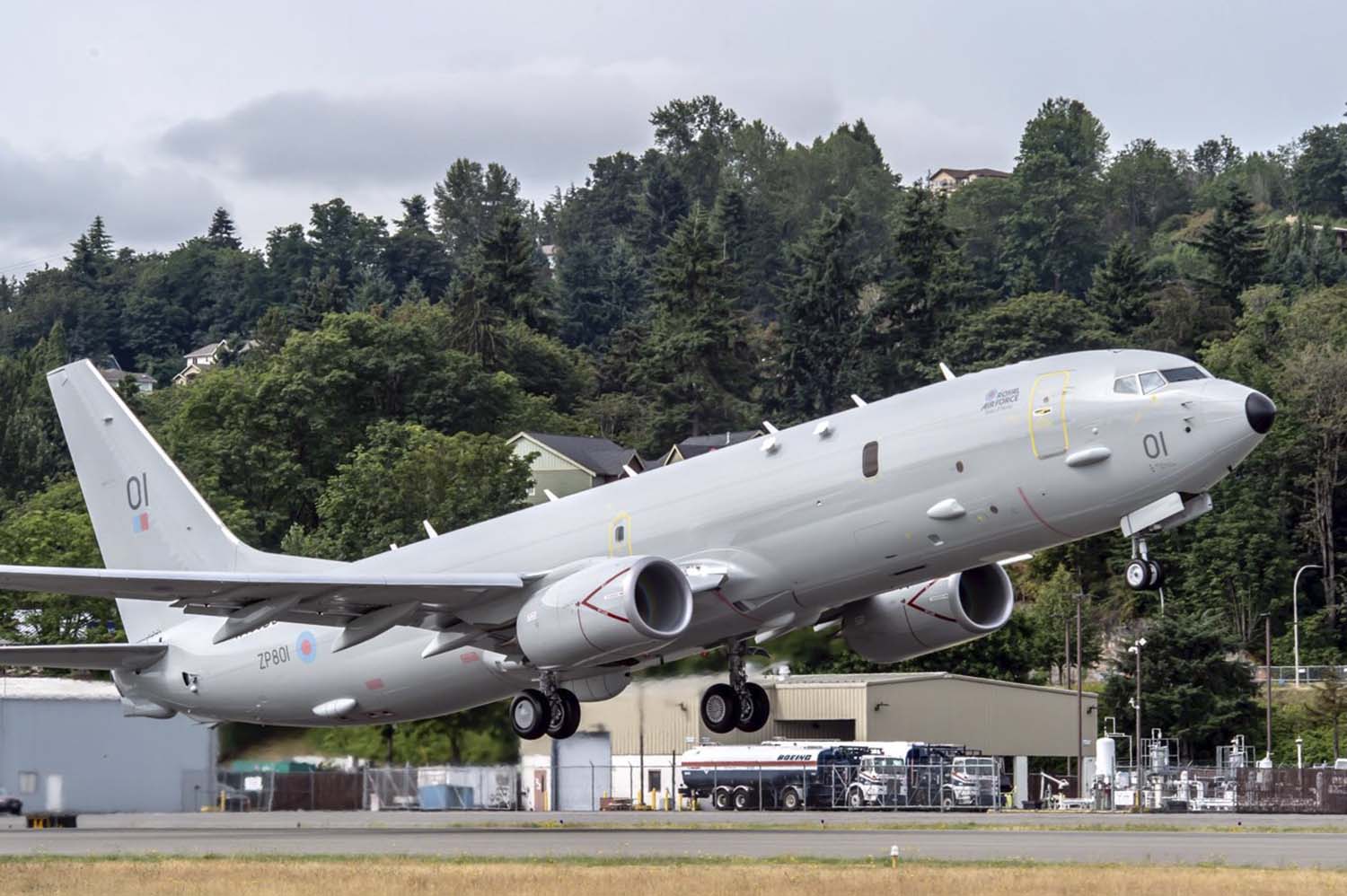 La RAF recibe su primer Boeing P-8 - Fly News