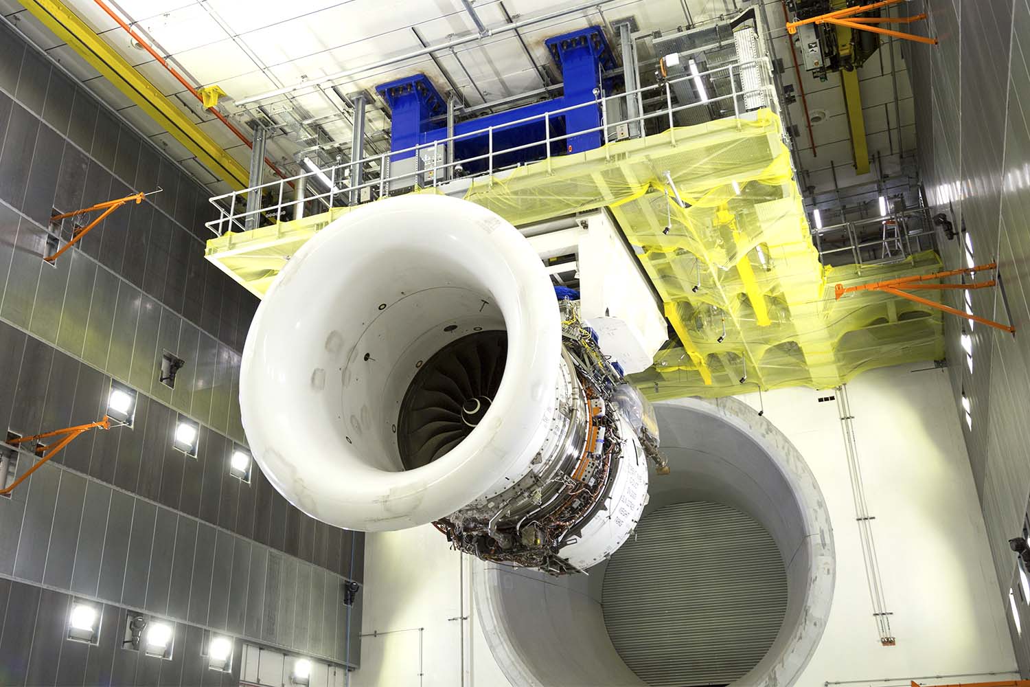 Rolls-Royce probará sus motores con SAF - Fly News