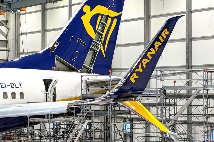 Ryanair estrena los winglests Split Scimitar en los Boeing 737-800 ...