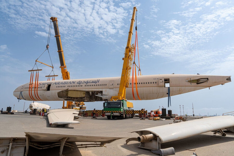 Saudia prepara un nuevo logojet - Fly News