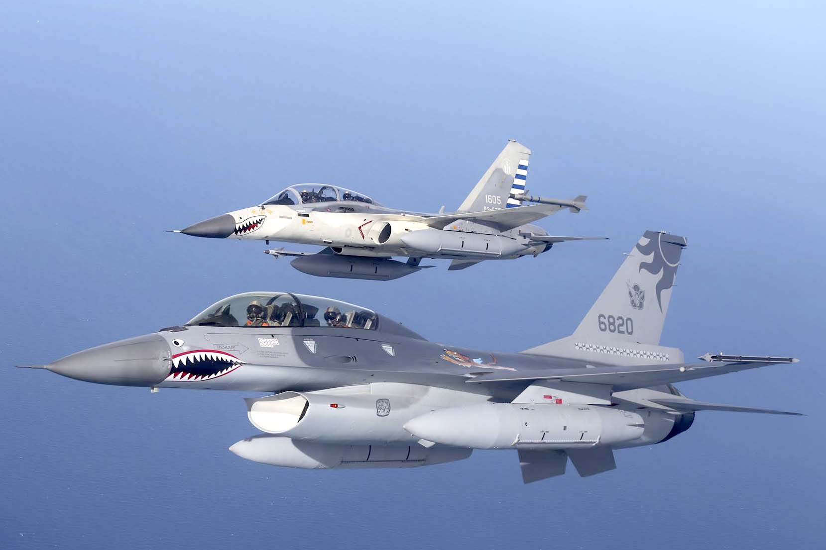 El Gobierno USA vende 90 F-16 a Taiwan y Marruecos - Fly News