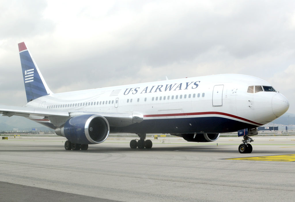 US Airways y American aprueban su fusión, nace la mayor aerolínea del ...