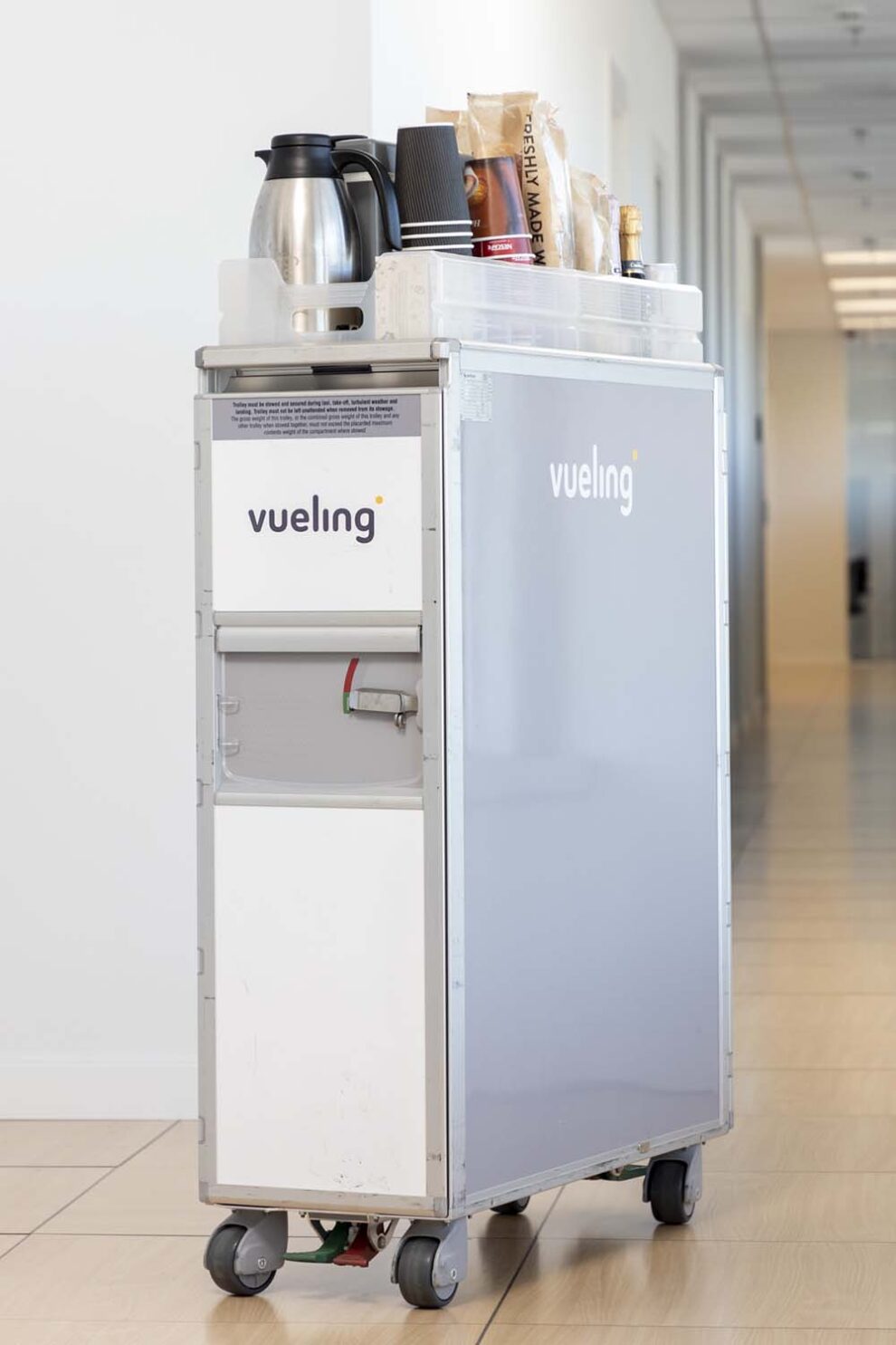 Vueling: carros más ligeros, 600 toneladas de CO2 menos - Fly News