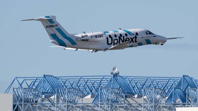 Airbus pone en vuelo el demostrador de su ala de grandes prestaciones ...